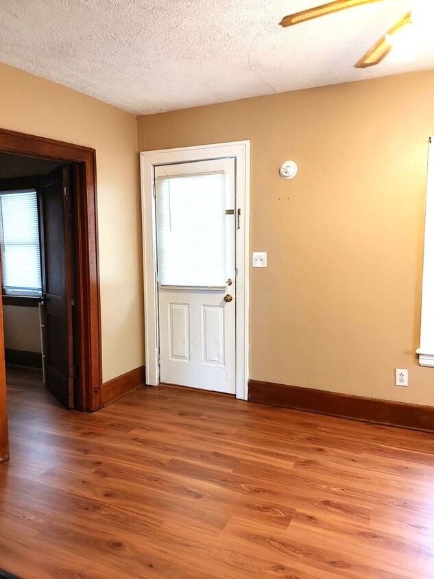 702 28th St, Vienna, WV 26105 | Apartments.com