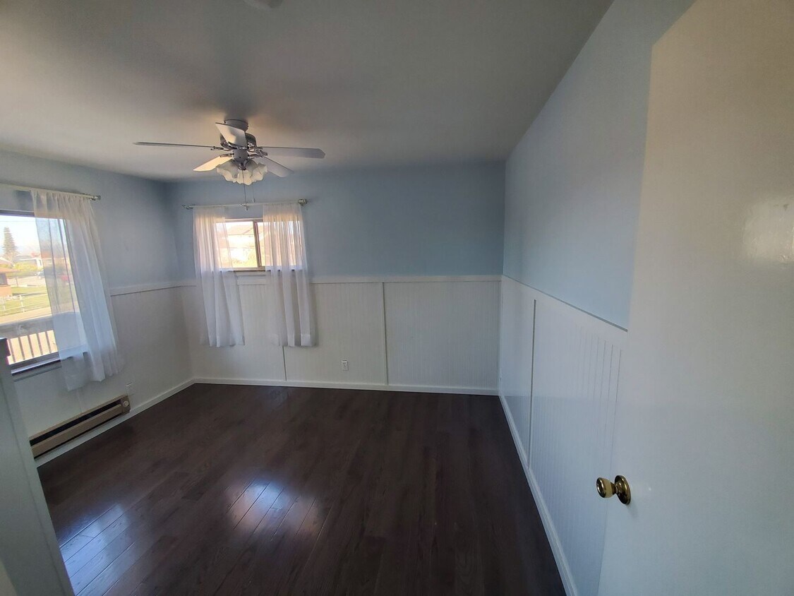 1814 Nipsic Ave Unit B, Bremerton, WA 98310 - Condo for Rent in ...