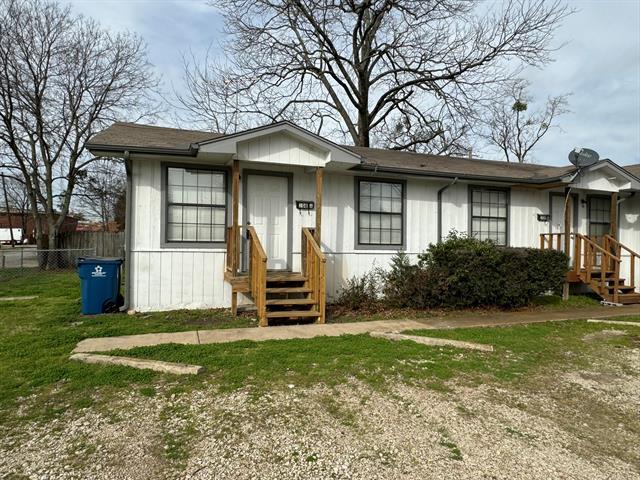 208 S Dallas St, Kaufman, TX 75142 - Townhome Rentals in Kaufman TX ...