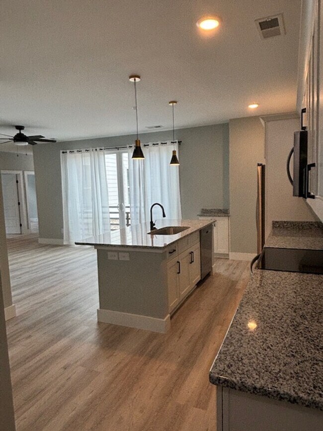 Pine Village Apartments - Alquileres en Raleigh, NC | Apartamentos.com