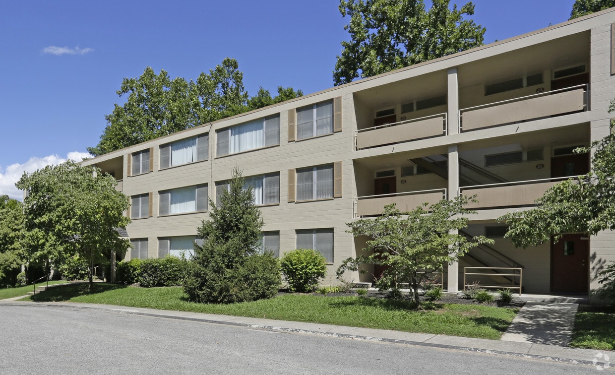 Rolling Hills Apartment Homes - 101 Virginia Rd Oak Ridge, TN 37830 ...