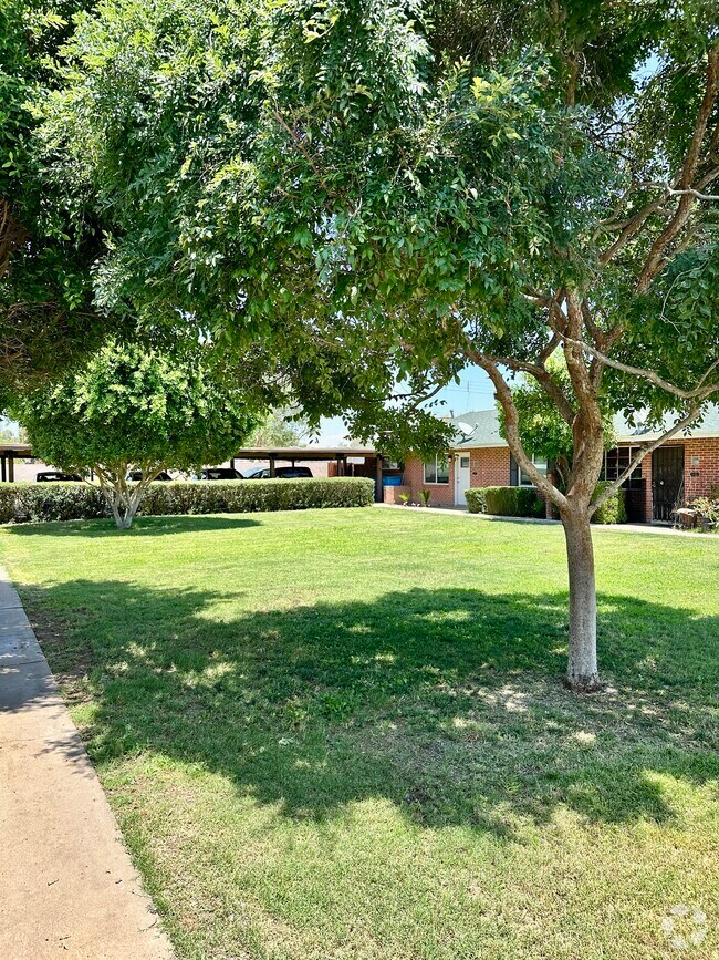 Truman Terrace Apartments for Rent with a Yard - Phoenix, AZ - Updated ...