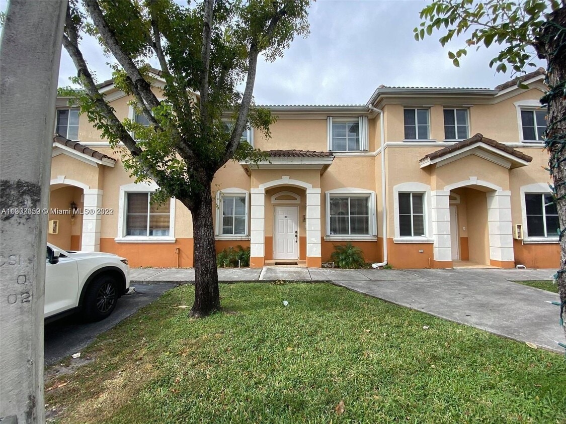 7365 NW 174th Ter, Hialeah, FL 33015 - Townhome Rentals in Hialeah FL ...