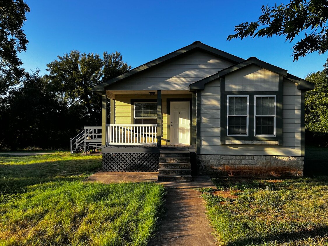 2415 Coopers Crossing Rd, China Spring, TX 76633 - House Rental in ...