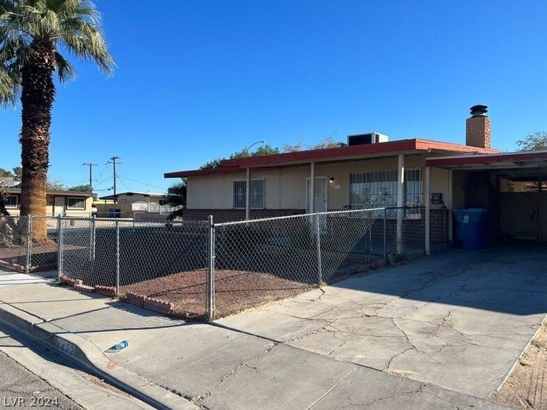 4427 Springdale Ave, Las Vegas, NV 89121 | Apartments.com
