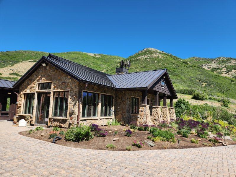 370 S Got Teeth Ln, Salt Lake City, UT 84108 - House Rental in Salt ...