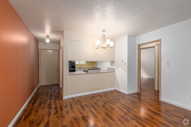 Marquam Terrace Apartments - 2830-2846 SW Sam Jackson Park Rd Portland ...
