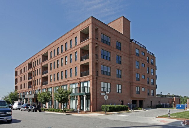 Fall Line Condominium Apartments - Richmond, VA | Apartments.com