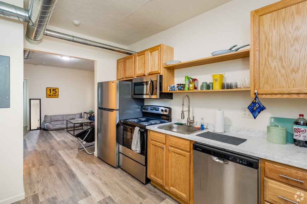 Apartments for Rent with High Ceilings Near German Township PA ...