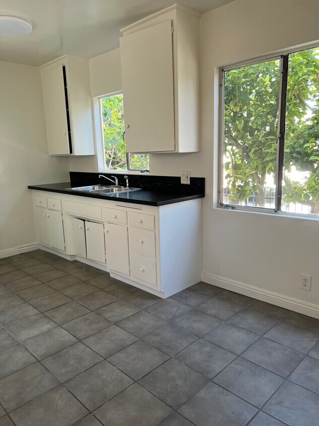 1372 N Serrano Ave Unit 1, Los Angeles, CA 90027 - 1372 N Serrano Ave ...