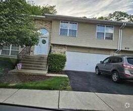 Best Luxury Windscape Village Apartments for Rent - Naperville, IL ...