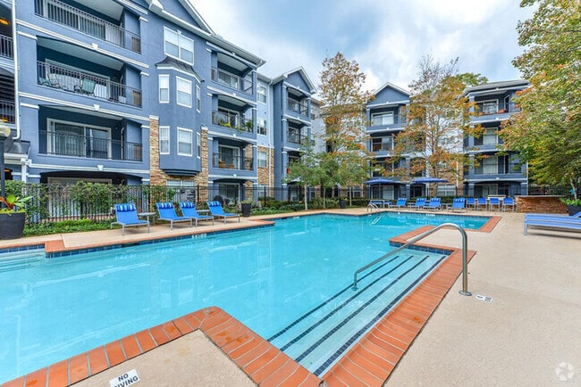 Candler Plaza Apartments for Rent with Hardwood Floors - Atlanta, GA ...