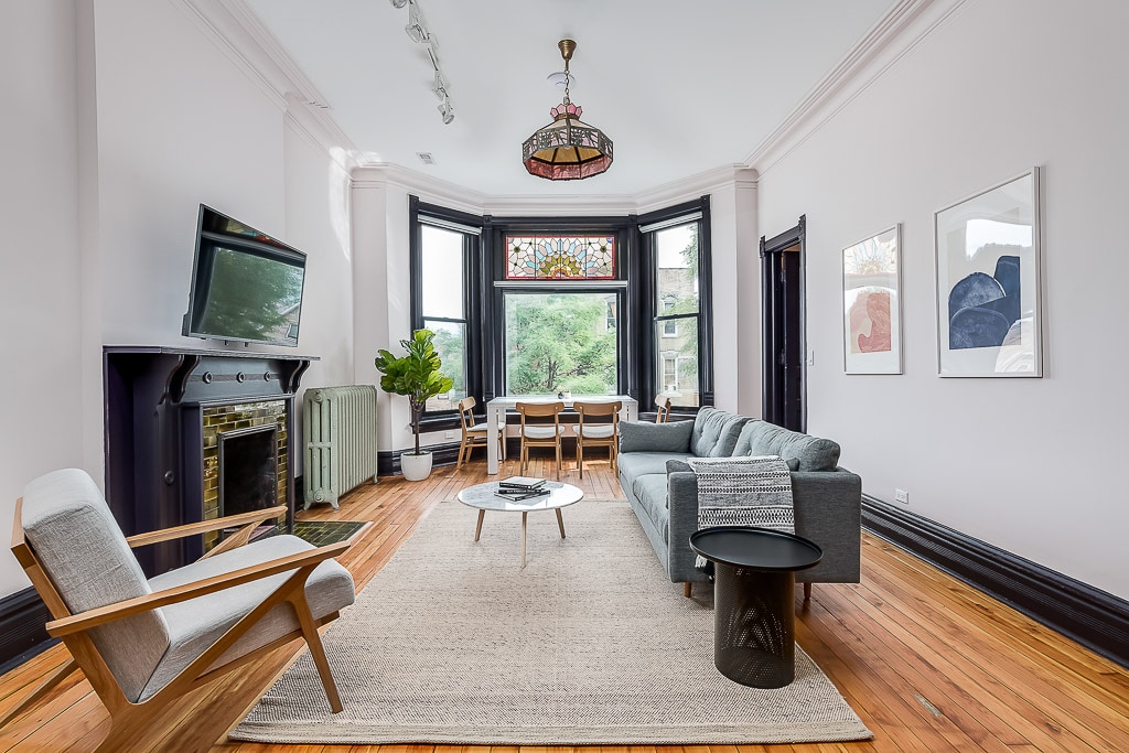 Violet Coliving - 2104 W 21st Pl Chicago, IL 60608 | Apartments.com