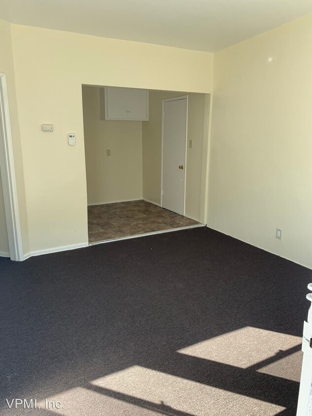 9305 Maie Ave, Los Angeles, CA 90002 - Room for Rent in Los Angeles, CA ...