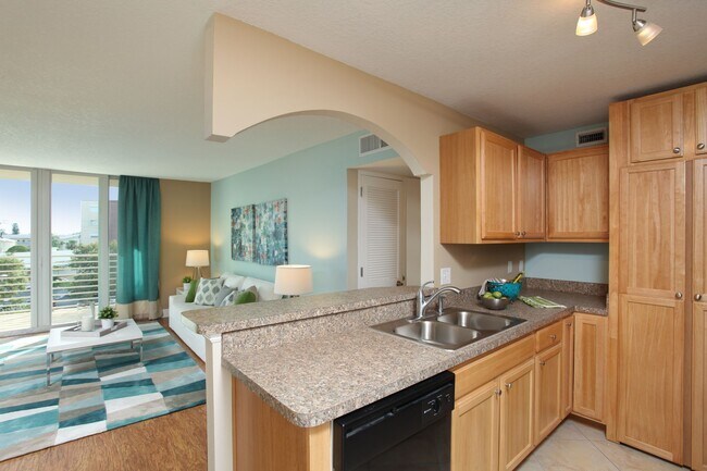 Waters Pointe Apartments - South Pasadena, FL | Apartments.com