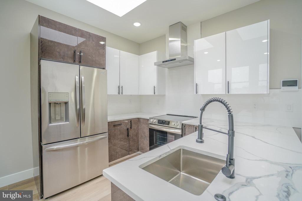 1503 N Front St Unit 7, Philadelphia, PA 19122 - Room for Rent in ...