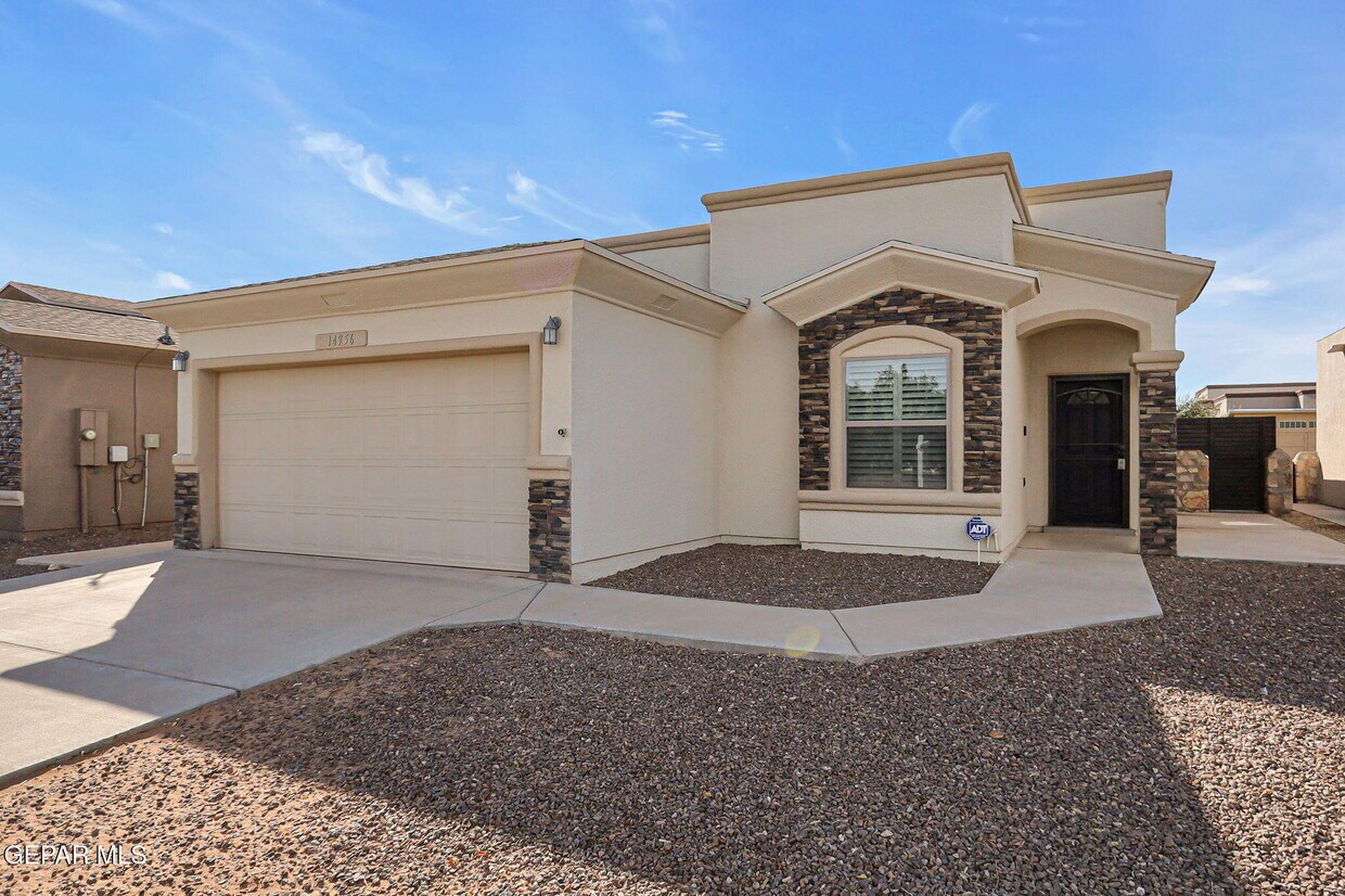 14956 Brandon Wolfram Ct, El Paso, TX 79938 - House Rental in El Paso ...