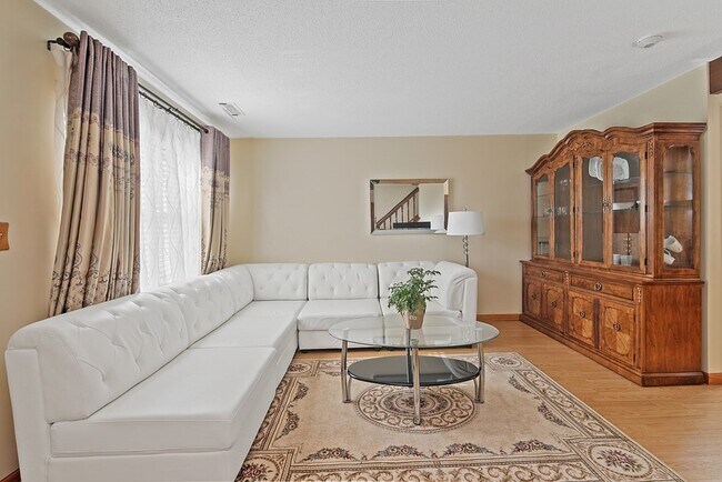 38 Rocky Nook Unit 38, Malden, MA 02148 - Condo for Rent in Malden, MA ...