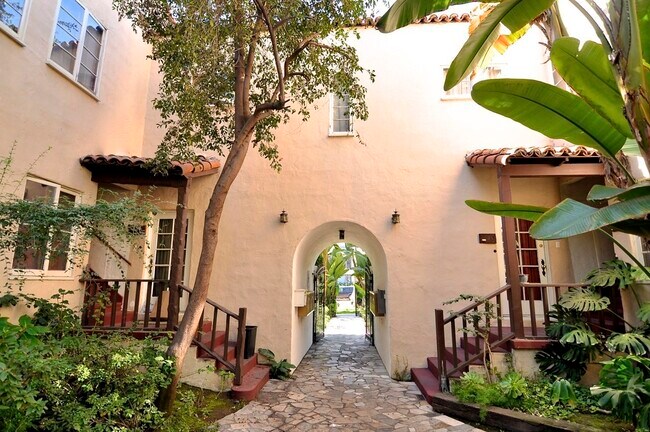 Villa Monterey Apartments - Apartments in Los Angeles, CA | Apartments.com