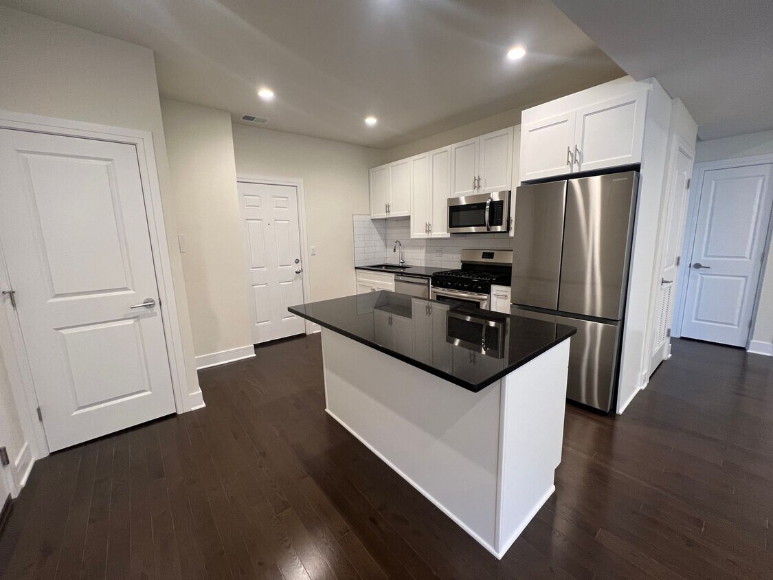 4937 N Claremont Ave Unit 4935-2E, Chicago, IL 60625 - 4937 N Claremont ...