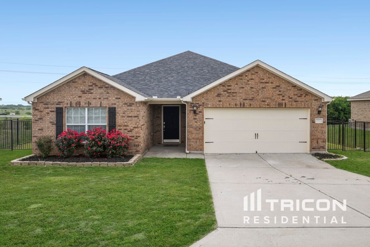 141 Cattlemans Crk Rd, Newark, TX 76071 | Apartments.com