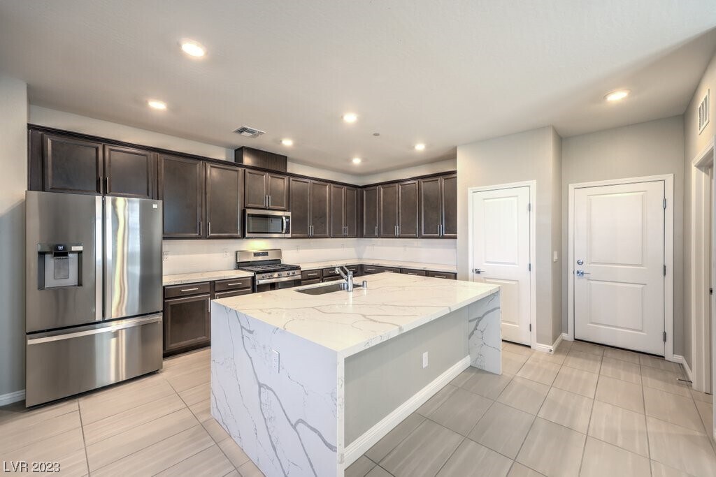 506 Mahogany Ridge St, Las Vegas, NV 89138 - Townhome Rentals in Las ...