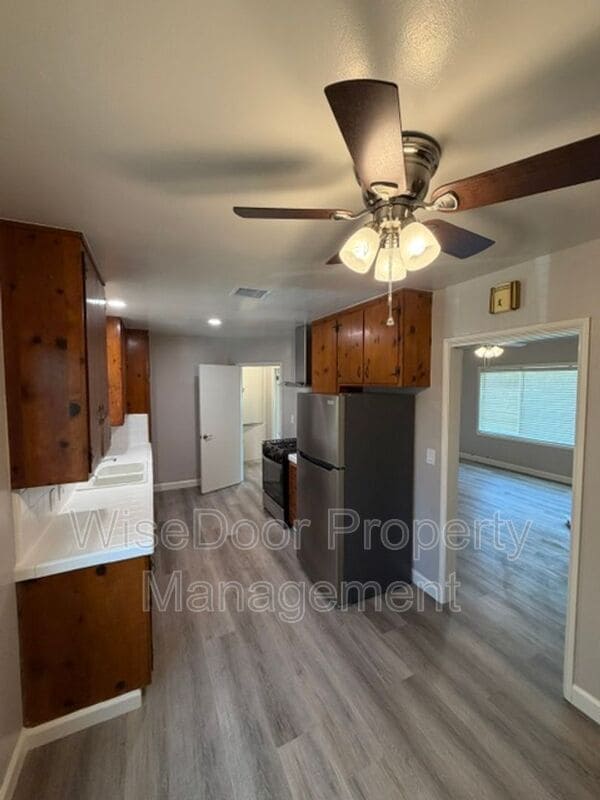 7838 2nd St, Downey, CA 90241 - House Rental in Downey, CA | Apartments.com