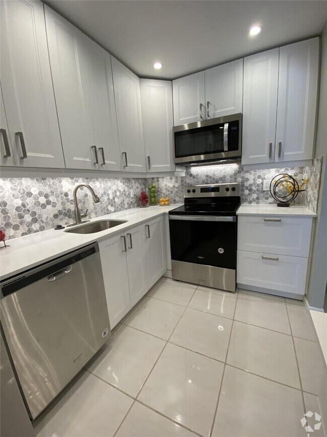 Jacaranda Golf Club Apartments for Rent - Plantation, FL - 98 Rentals ...