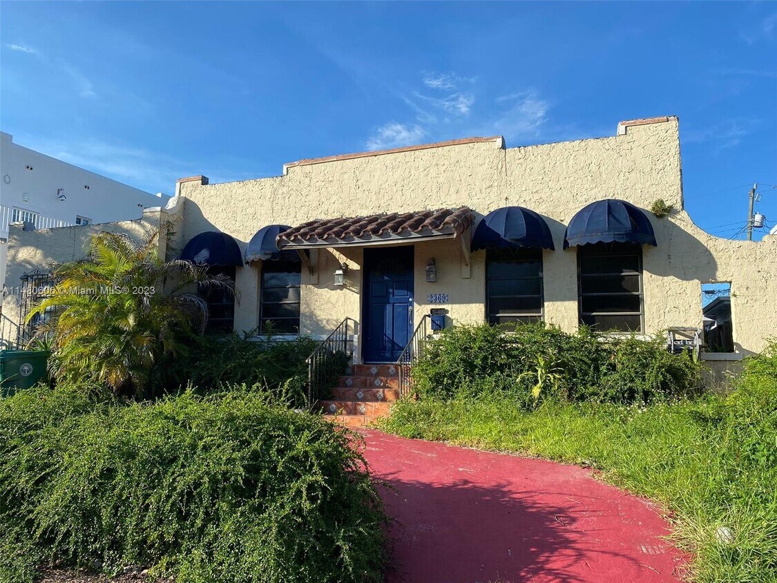 2369 SW 17th St Unit 1, Miami, FL 33145 - Room for Rent in Miami, FL ...