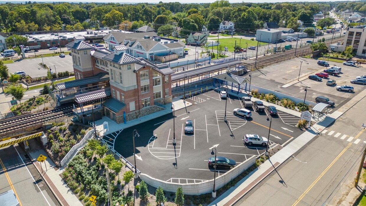 The Grand - 9-15 John St Clinton, CT 06413 | Apartments.com
