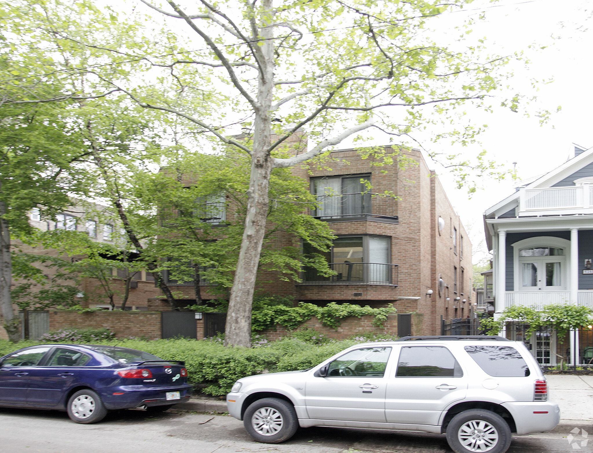 532 34 W Grant 532 534 W Grant Pl Chicago Il 60614 Apartments