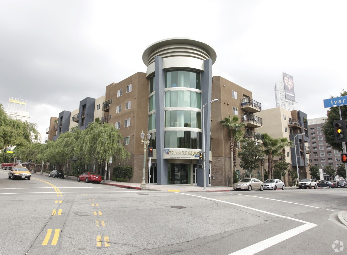 Triangle Square Senior Apartments - Alquileres en Los Angeles, CA ...