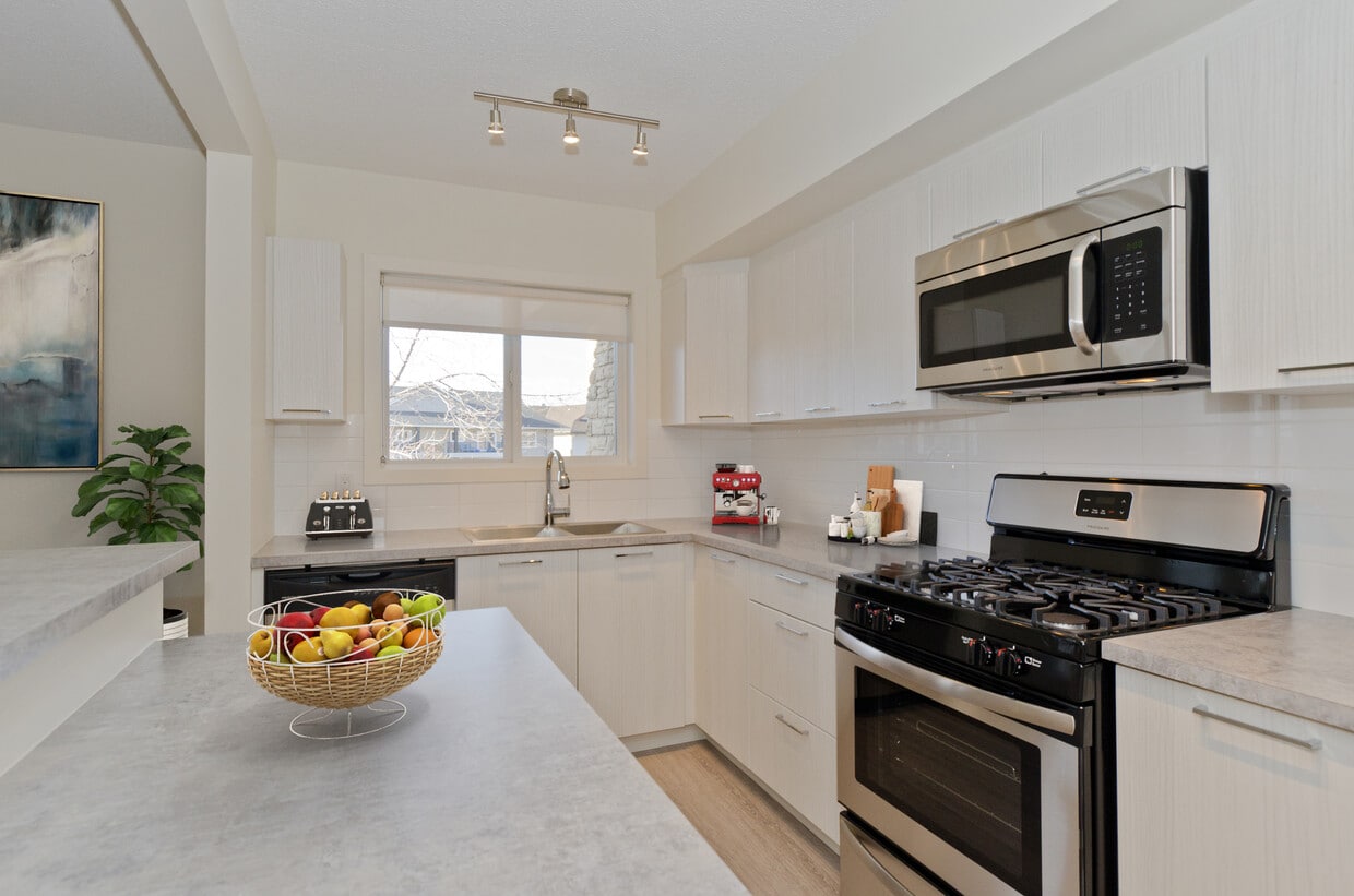 Spruce Ridge Estates Apartments - 104-19A Hemlock Cres Sw Calgary, AB ...