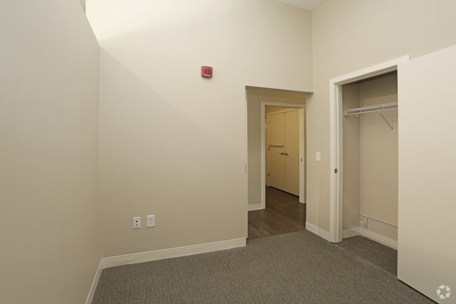 Flats on Fifth Apartments - Pittsburgh, PA | Apartments.com