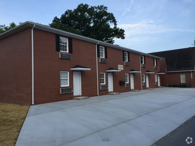 Townhomes for Rent in Dwale KY