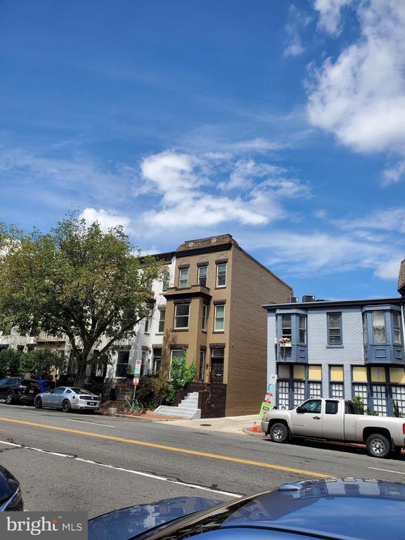 1711 U St NW Unit #2, Washington, DC 20009 - Room for Rent in ...