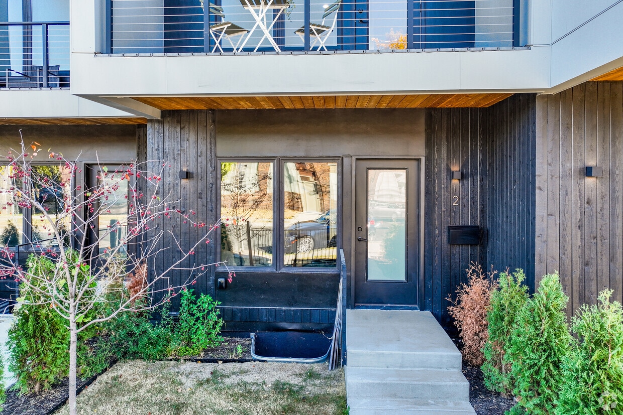 The Hollander Row Homes - 636 22nd Ave Ne Minneapolis, MN 55418 ...