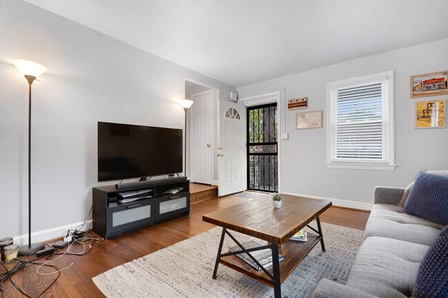 2320 14th Pl SE Unit #1, Washington, DC 20020 - Condo for Rent in ...
