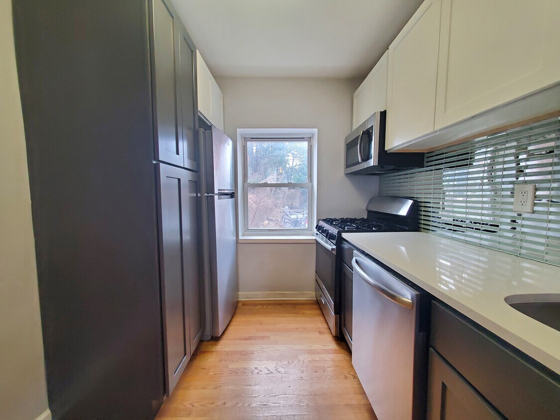 77 Clendenny Ave Unit 2C, Jersey City, NJ 07304 - Apartments in Jersey ...