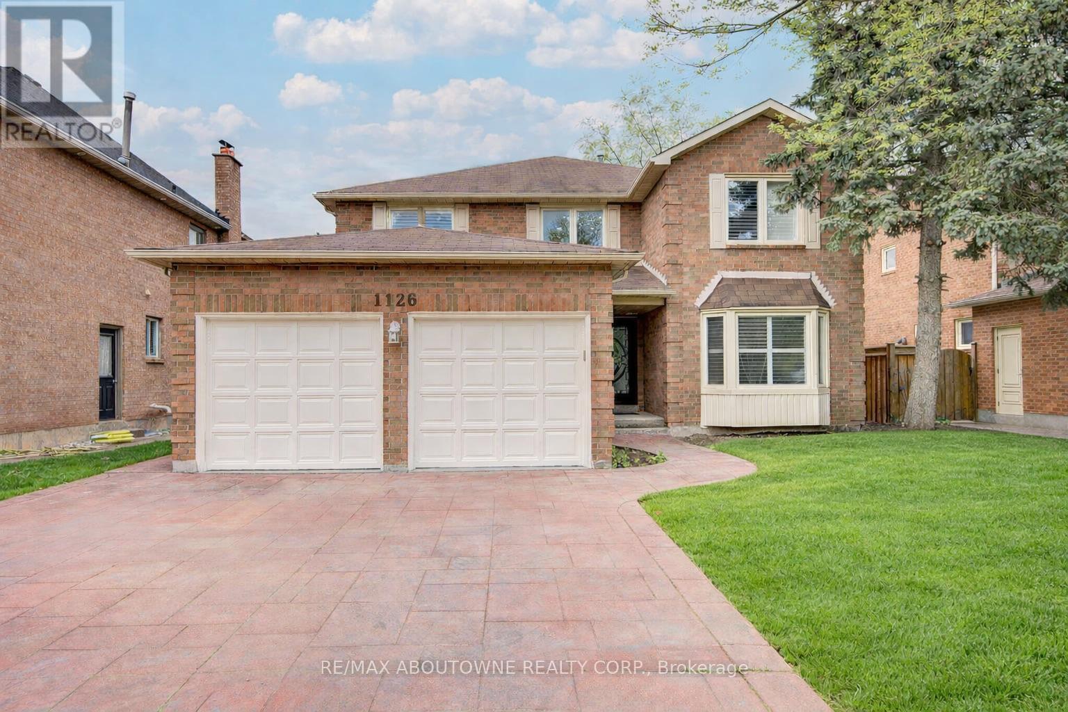 1126 Berkshire Ct, Oakville, ON L6M 2L6 - Maison à Louer à Oakville, ON ...