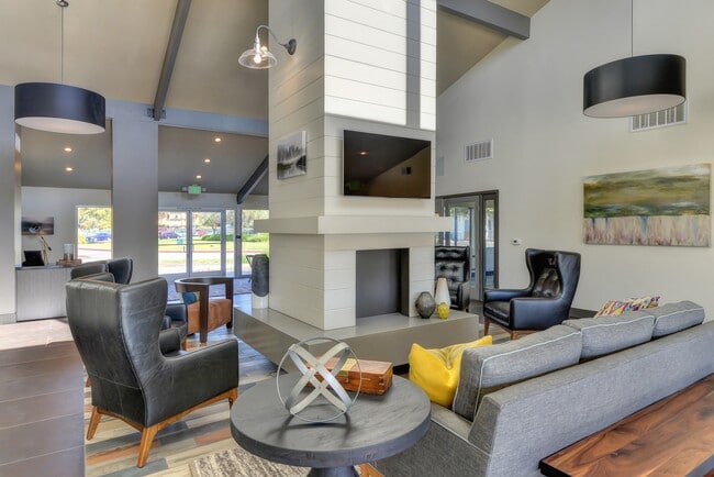 Addison Ranch Apartments - Apartments in Petaluma, CA | Apartments.com