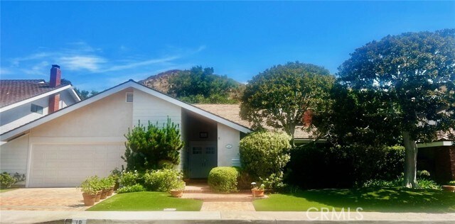 10 Rimrock, Irvine, CA 92603 - House Rental in Irvine, CA | Apartments.com
