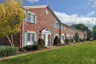 Berkley Commons Rentals - Indianapolis, IN | Apartments.com