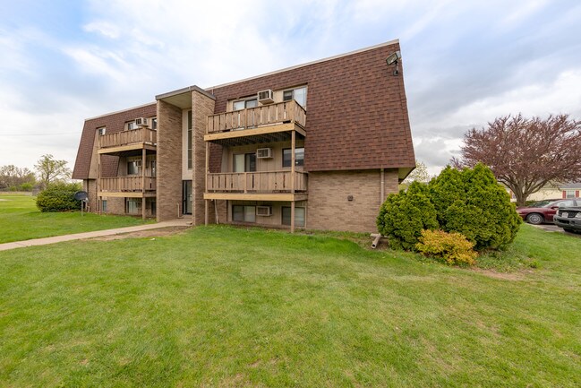 Foxborough Commons Apartments - Sandusky, OH | Apartments.com