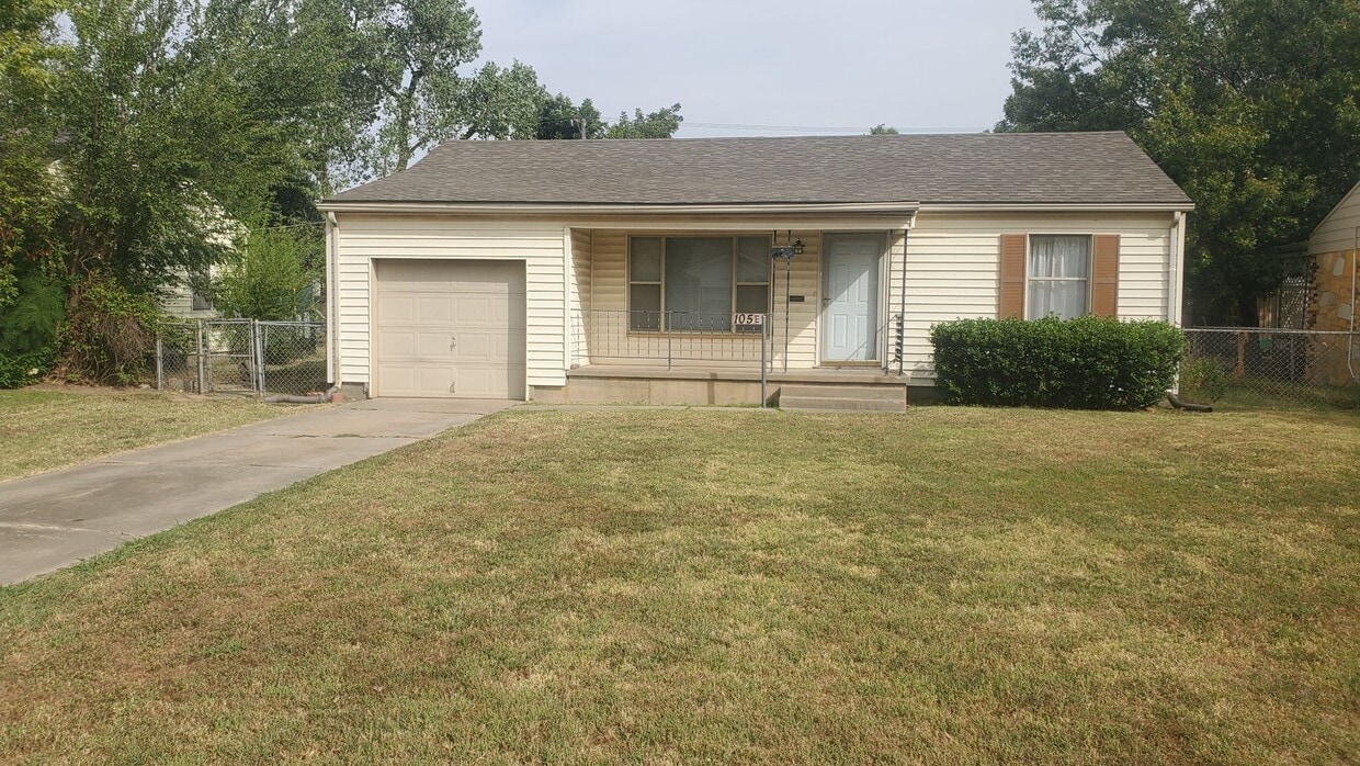 105 E Haddock St, Norman, OK 73069 - House Rental in Norman, OK | Apartments.com