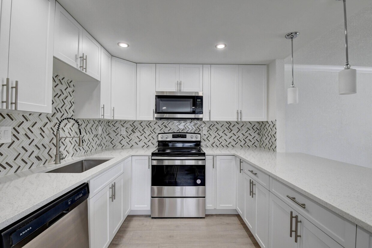 15036 Ashland Ln Unit 67, Delray Beach, FL 33484 - Condo for Rent in ...