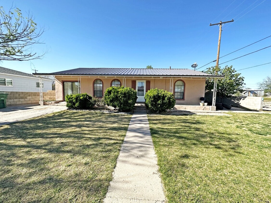 514 W Ave J, Lovington, NM 88260 - House Rental in Lovington, NM ...