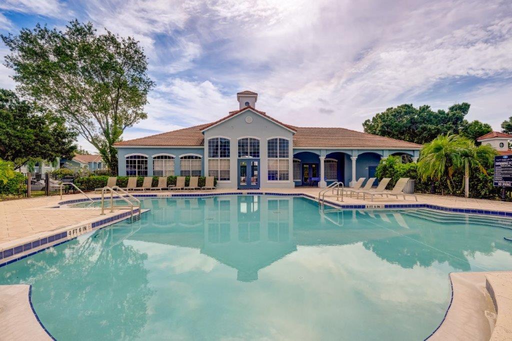 Royal St. George at the Villages Apartment Homes - 1651 Brandywine Rd ...
