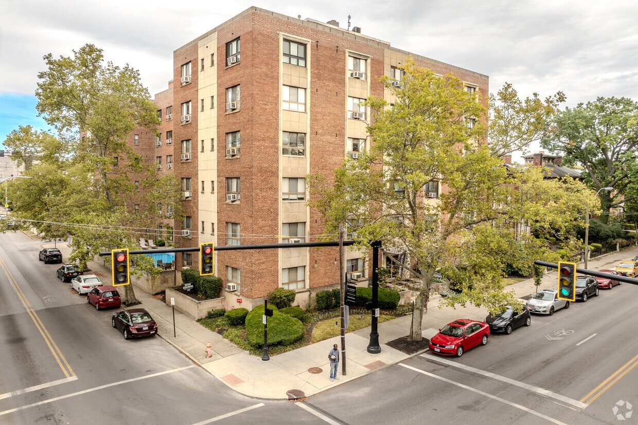 Washington Place Apartments - 518 E Town St Columbus, OH 43215 ...