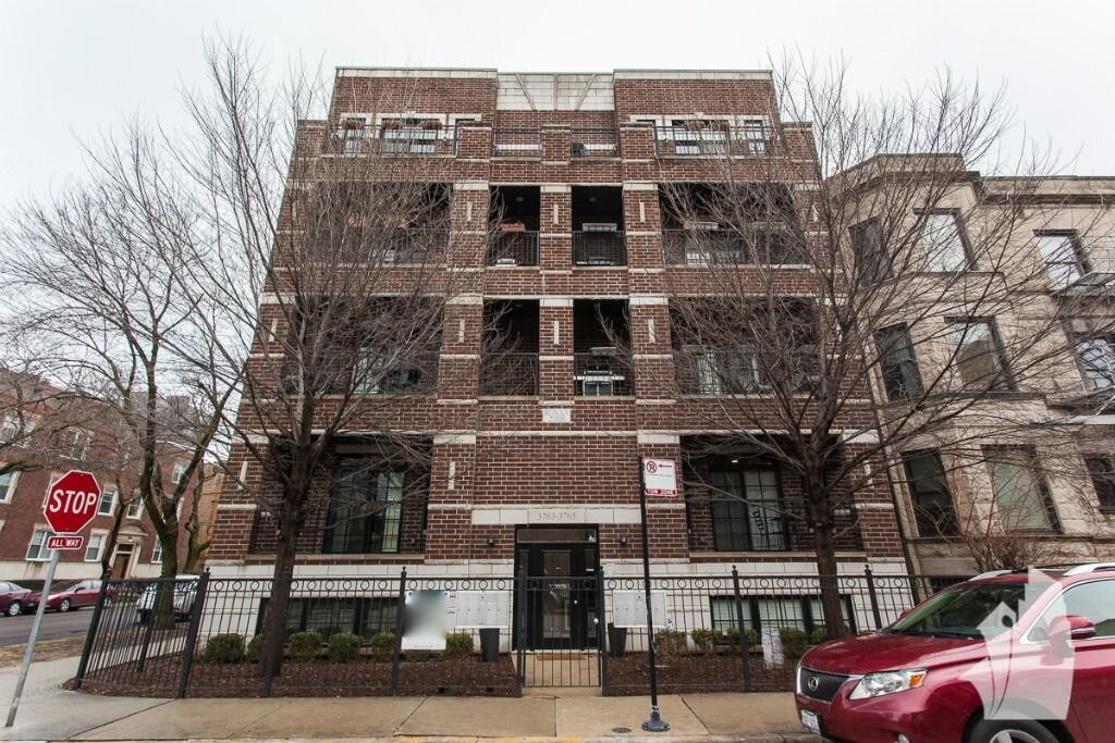 3763 N Wilton Ave Unit GSB, Chicago, IL 60613 - Condo for Rent in ...